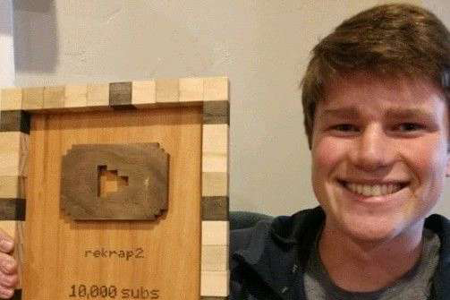 Who is Rekrap2? Famous gamer Face revealed, Age, Real Name, Net worth ...